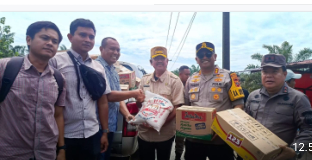 Dua Hari di Pantai Barat, Bupati Madina-Kapolres Pastikan Logistik bagi ...